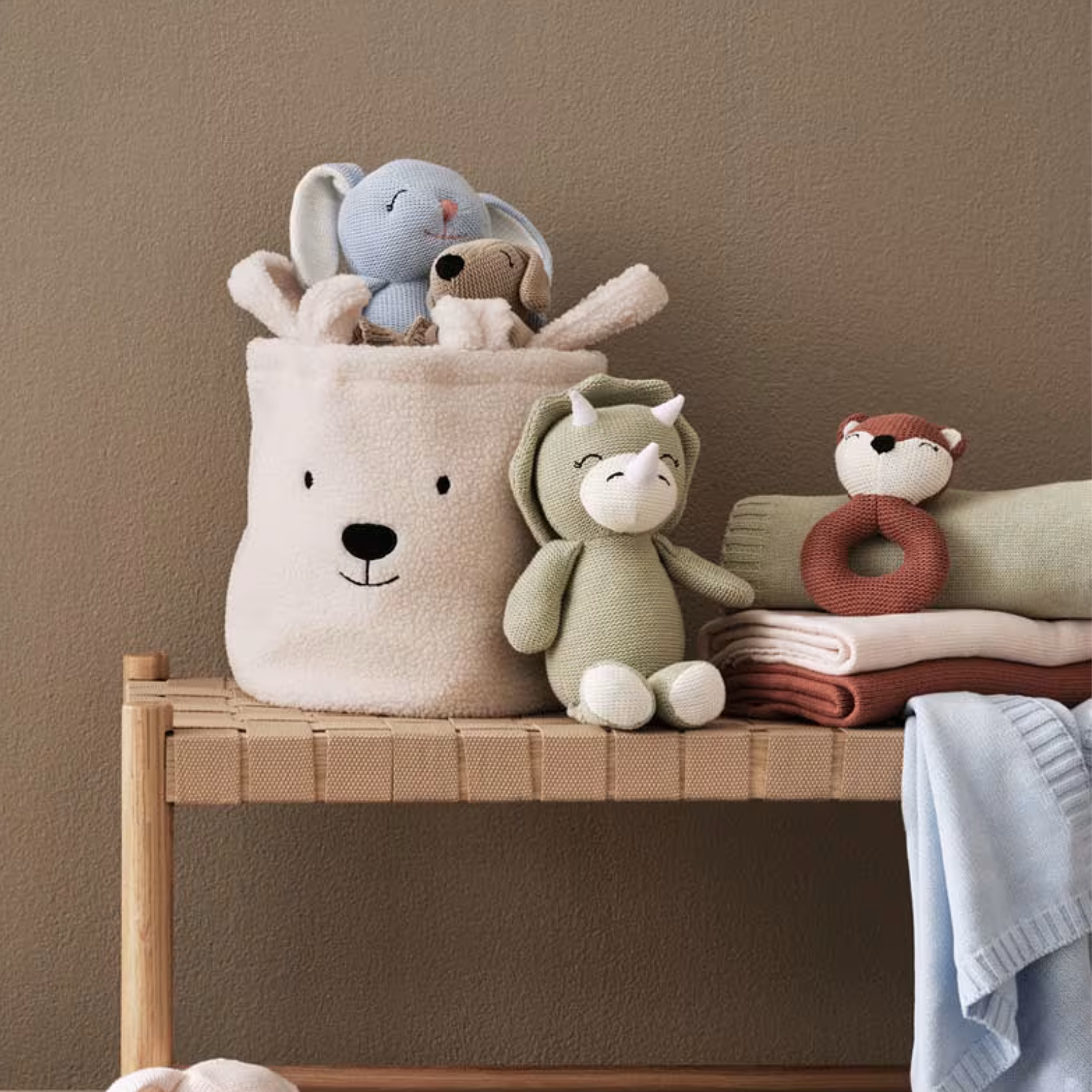 Present Baby Maja Räv Terracotta, KOJA | Handla presentkit online ...