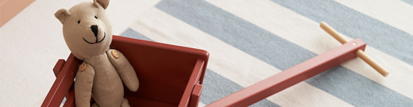 Designtorget.se | Handla inredning, presenter & utvald design online