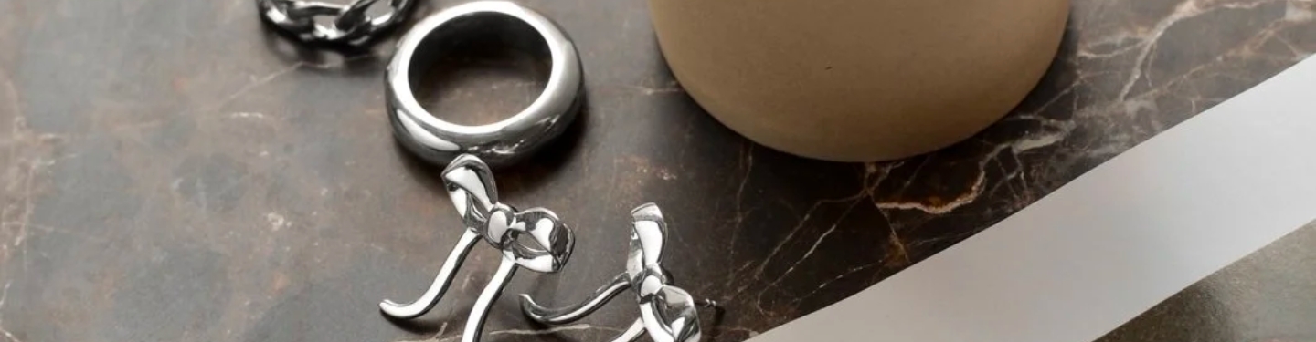 Designtorget.se | Handla inredning, presenter & utvald design online